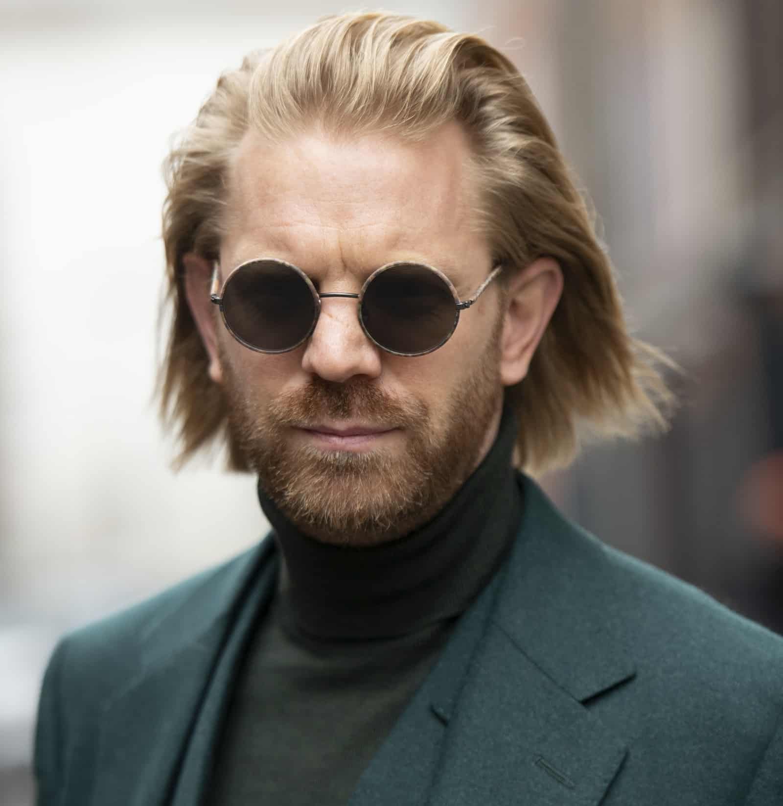 How Do You Create A Stylish Look For The Holidays And The New Year